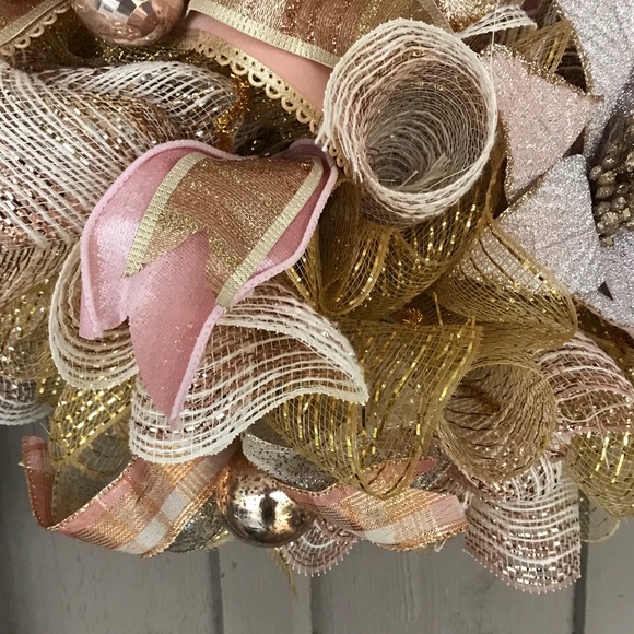 Holiday | Handmade Rose Gold Wreath | Poshmark
